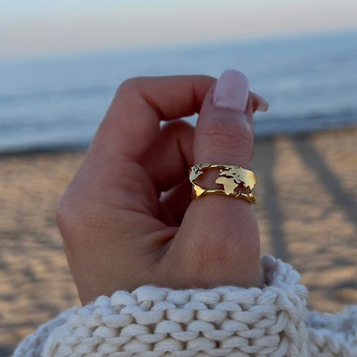 World Map Ring ® – WOODSTOCK ZAMBON